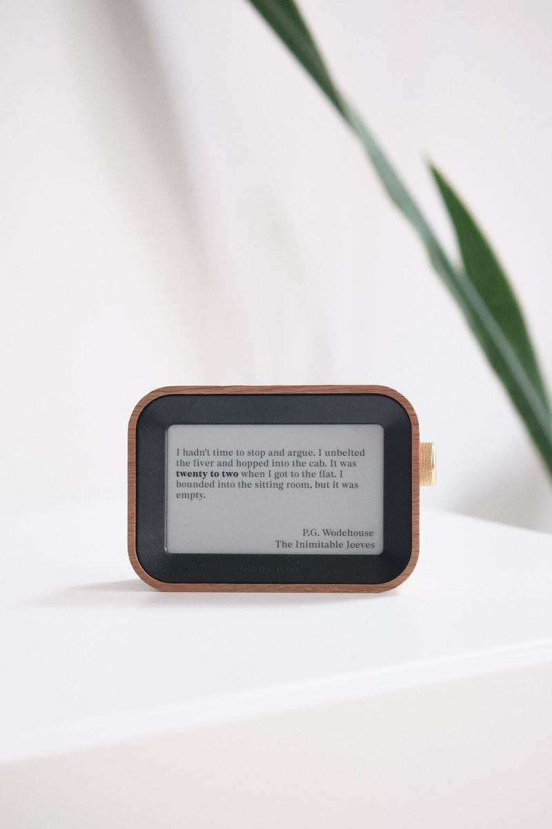 Author Clock Review — A Fresh Way to Display Time — minimalgoods